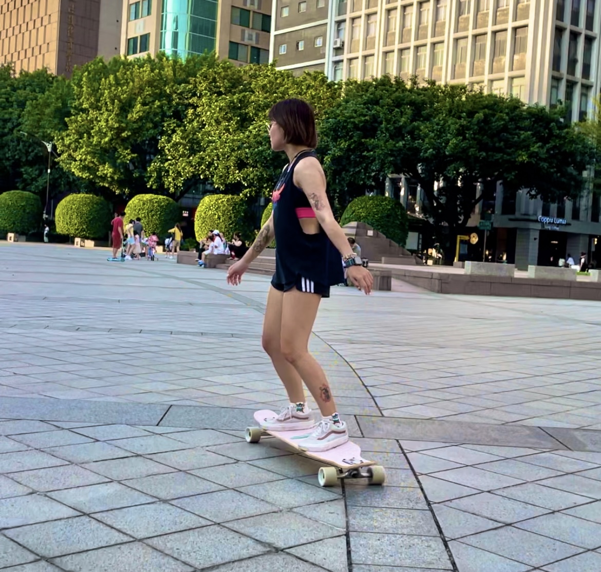 【兒童/成人長板入門進階教學 | KeepRolling 】 - O2Gether